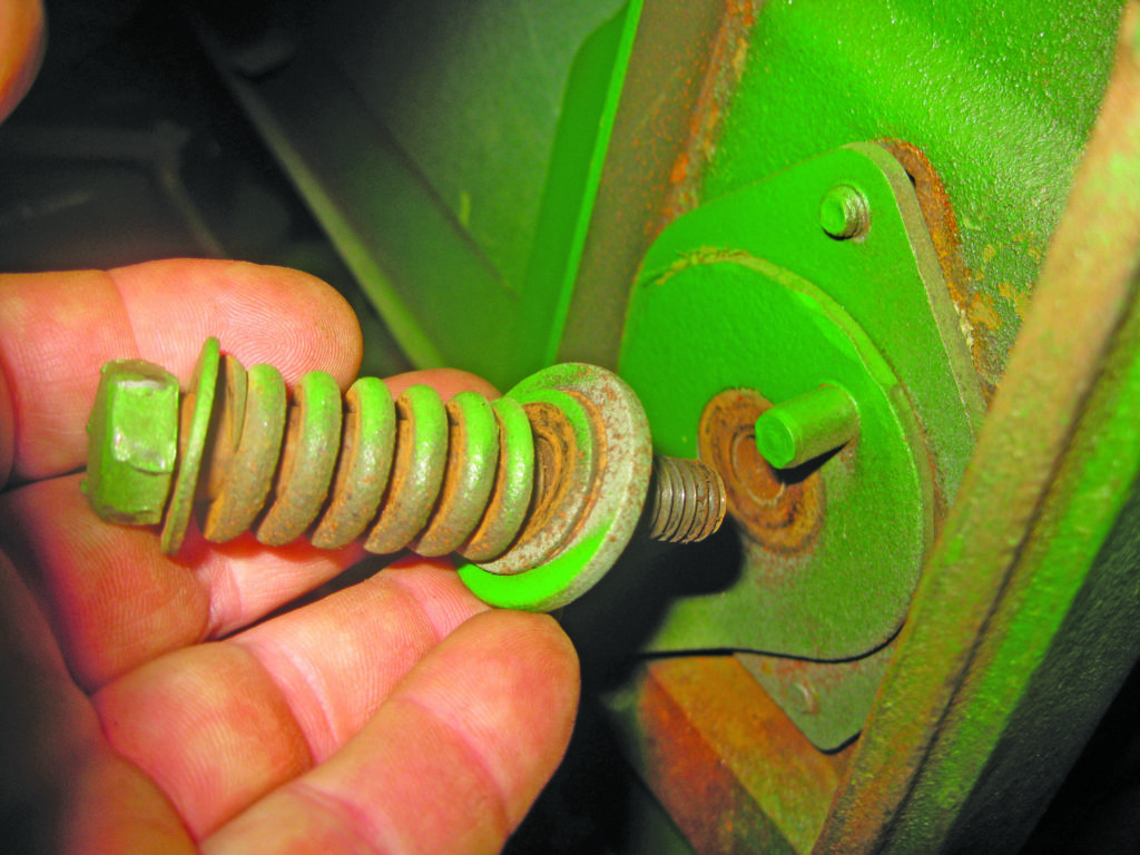 Fixing a Throttle Friction Disc. - Green Magazine