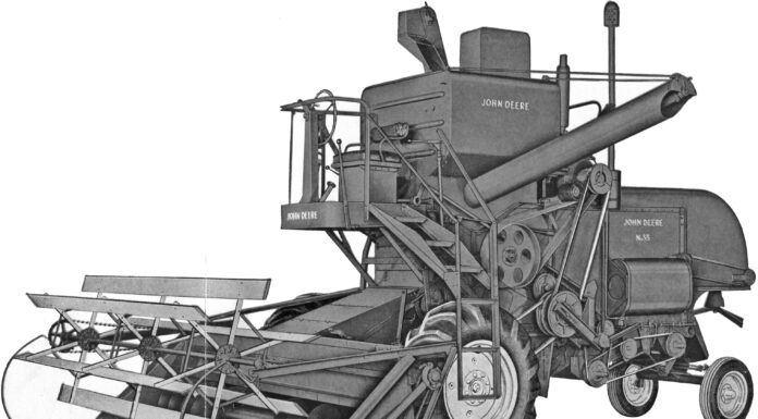 A Brief History of Deere's Self Propelled Combines - Green Magazine