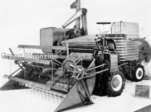A Brief History of Deere's Self Propelled Combines - Green Magazine