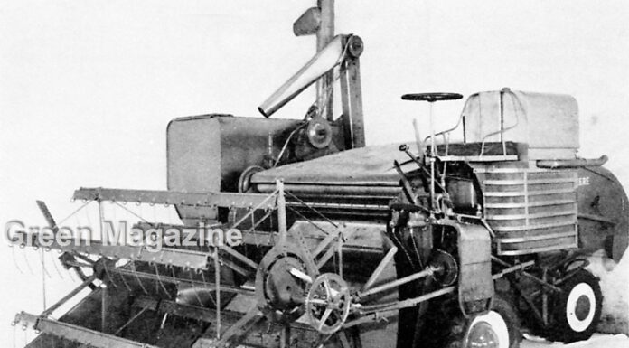 A Brief History of Deere's Self Propelled Combines - Green Magazine