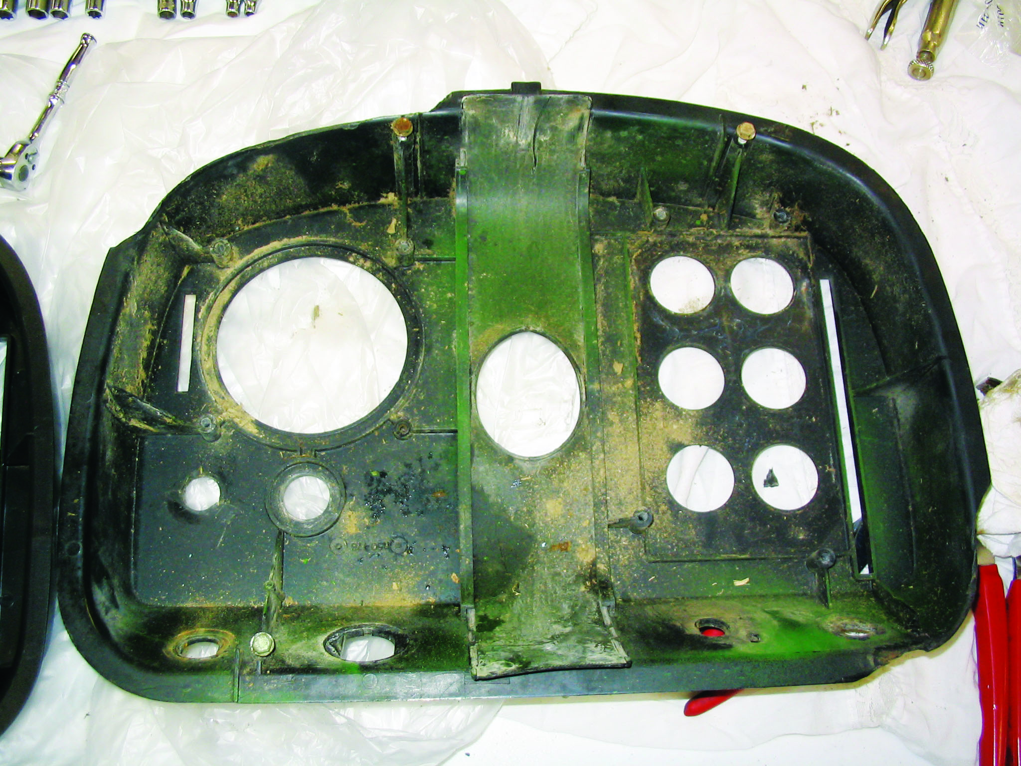 Restoring Generation II Instrument Panels - Green Magazine