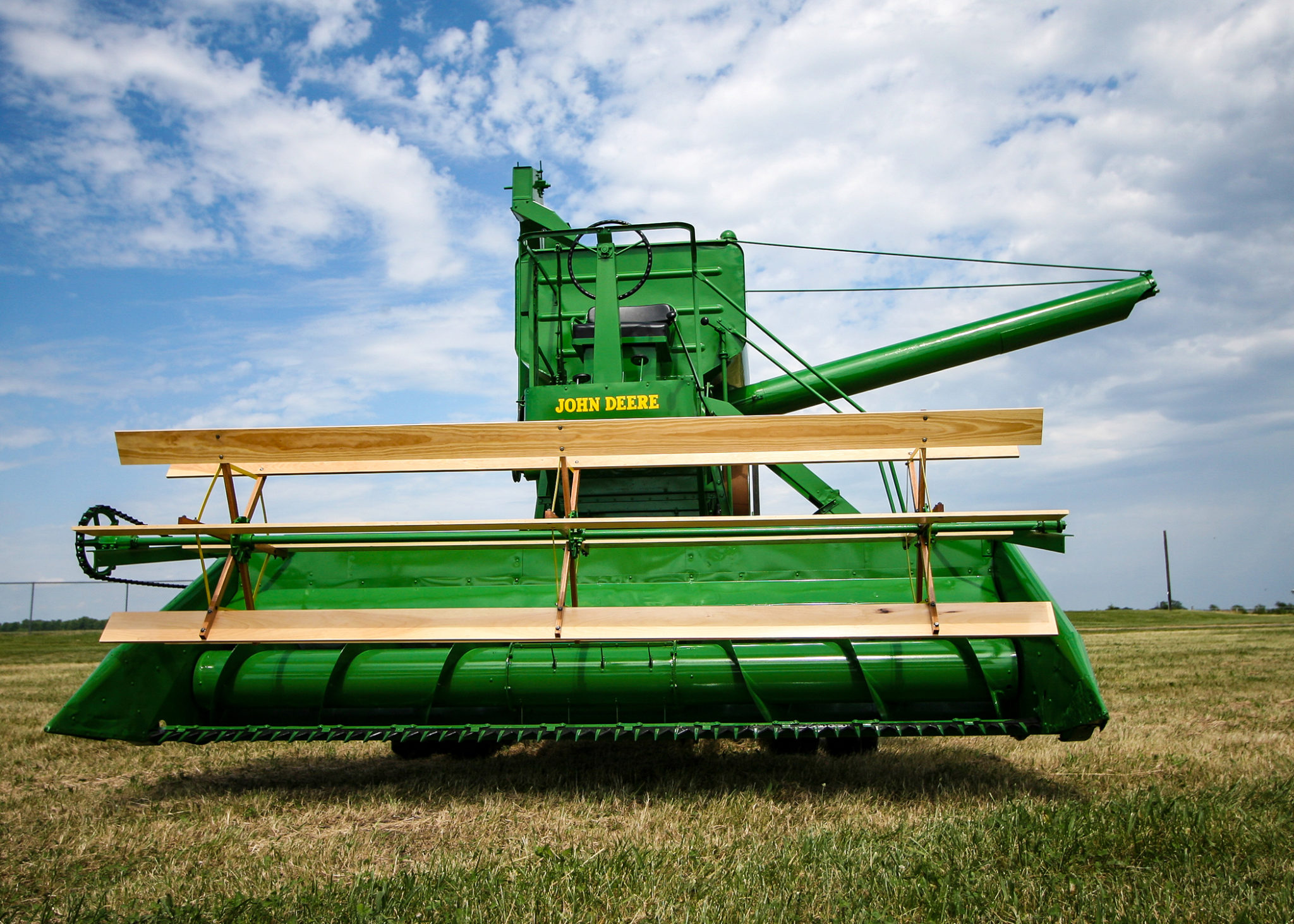 Oldest Known Deere Self Propelled Combine - Green Magazine